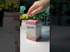 Individuell angepasste 100 ml runde Flasche mit Applikator und Seidenbilddruck