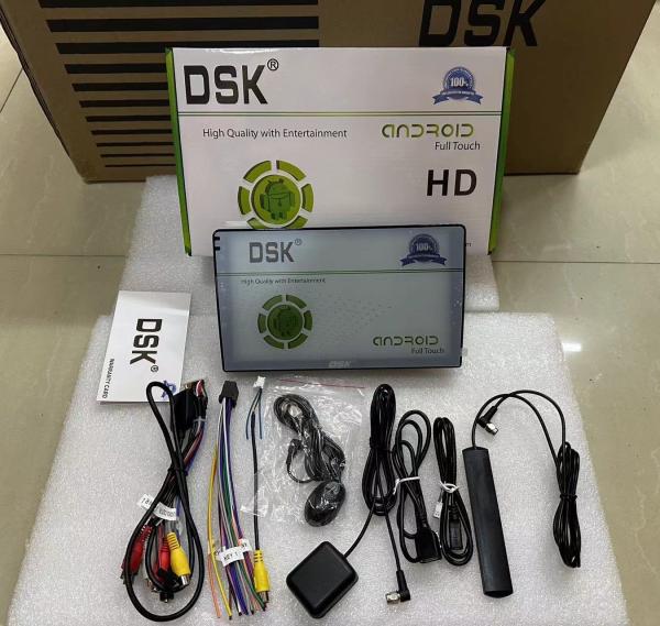 Quality High Sensitivity GPS Receiver Car GPS Navigation System Including Up To 4 Hours Battery Life Ensuring Navigation and Real Time Tracking for sale