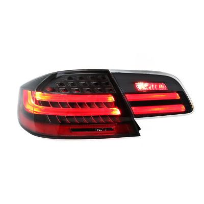 China Transformeer uw BMW E92 E93 met LED dynamisch achterlicht Achterste mistlamp Draai Signaallamp Te koop