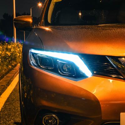 Cina 14-16 Assemblaggio dei fari X-Trail con lenti a LED modificate e segnale di svolta dell'acqua corrente in vendita