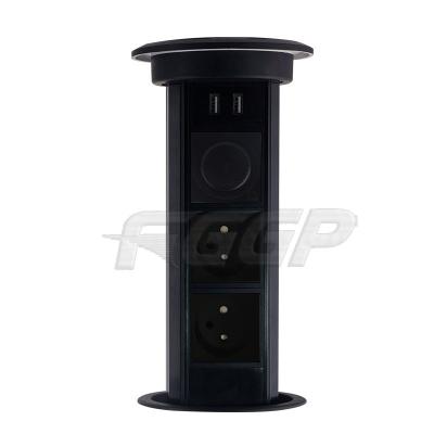 Chine Israel Socket 110V 250V sautent le contre- débouché avec USB à vendre