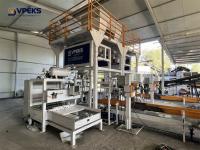 China Small Soil Bag Packing Machine Granule Packaging Machine Automatic Weighing Packing Machine for sale