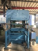 China 2000 KG Rubber Hydraulic Vulcanizing Press Hot Press Machine for sale