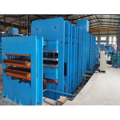 China Fabricação Máquina de Fabricação de Cinturão Transportador de Borracha Prensa Hidráulica com aquecimento a vapor de óleo à venda