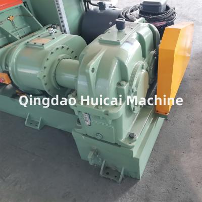 China Máquina Banbury para mezclar gran volumen en cámara de 3200x1900x2945 mm en venta