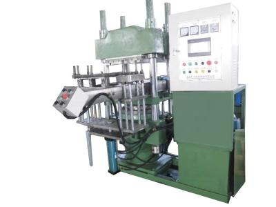 Cina Macchina per modellare le pinne di gomma con tensione richiesta e potenza da 1,5 a 25 kW in vendita