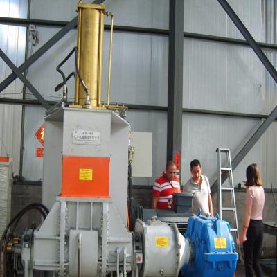 中国 75 kW 硬合金 溶接 モーター ゴム 内部 ミキサー バンベリー 機械 分散 ナイダー 販売のため