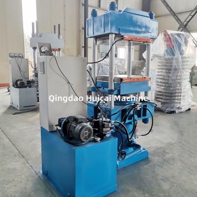China 2.2 kW hoofdmotorvermogen Automatische rubber hydraulische persmachine 1,00MN Nominaal gietvermogen Te koop