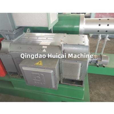China Máquina de extrusão de mangueira de borracha de diâmetro de parafuso de 150 mm personalizada para produção personalizada à venda