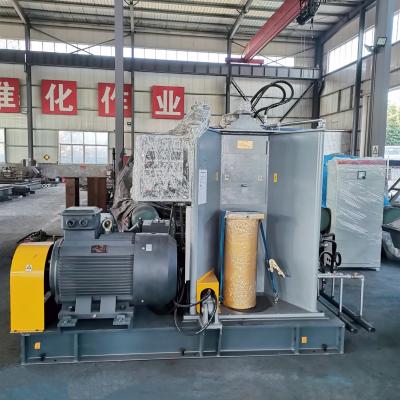 中国 35L容量ゴムミキサー 0.8 MPa の空気圧でスムーズに混合するためのキナーマシン 販売のため