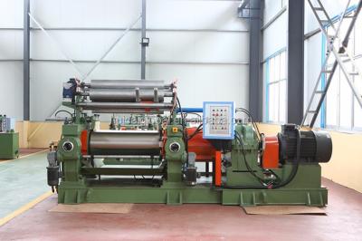 Cina 8000 KG XK-400 Mixer di gomma due rulli Mixer di gomma per la miscelazione liscia in vendita
