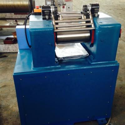 Cina Macchine per la miscelazione a rulli per la potenza di miscelazione liscia kW 3 55 in vendita