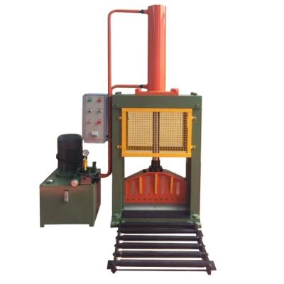 Cina Macchina di taglio idraulica a fascia di gomma con tratto di taglio di 680 mm in vendita