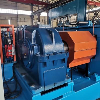 Cina 120000KN Macchina di miscelazione della gomma di tipo aperto con velocità della superficie di rotolamento anteriore di 24,5 m/min in vendita