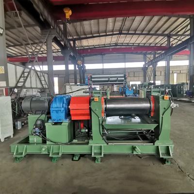Cina Macchina per la miscelazione della gomma XK-450 Open Mill con diametro di rotolamento di 450 mm e lunghezza di rotolamento di 1200 mm in vendita