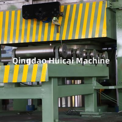 Cina 400 mm Piston Stroke Hose Crimping Machine per la produzione di tappetini per pavimenti in gomma Pp in vendita