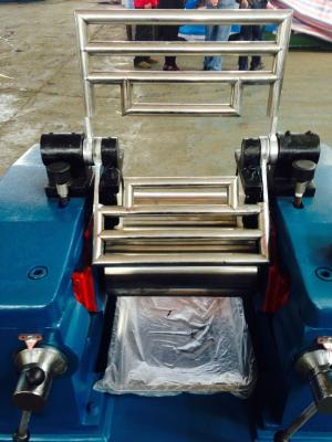 Cina 3500*3200*2800mm Macchine di miscelazione automatica a due rotoli per la miscelazione della gomma di silicone in vendita