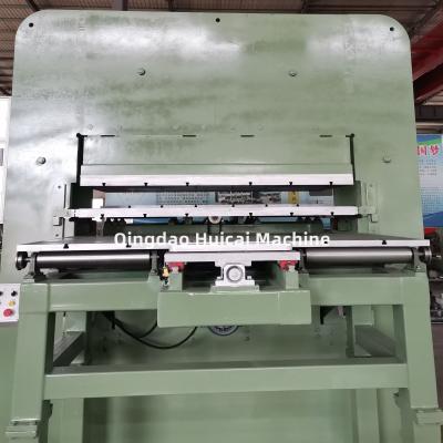Cina 400 mm Plate Clearance Rubber Mat Vulcanizing Press Machine per le esigenze del cliente in vendita
