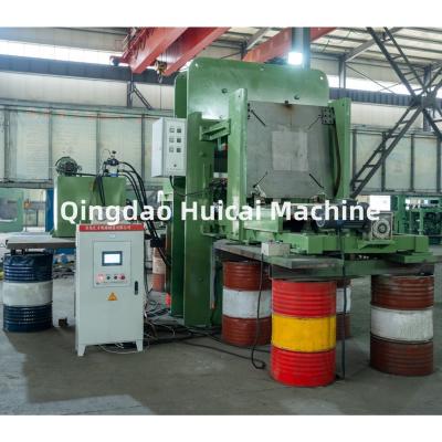 Cina Macchina avanzata e facile da usare per la fabbricazione di tappeti di gomma per auto con piastre mm 2000x2000 in vendita