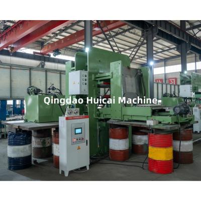 Cina Macchina avanzata e facile da usare per la fabbricazione di tappeti di gomma per auto con piastre mm 2000x2000 in vendita