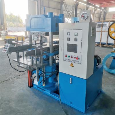 Cina 1500 kg di peso Qingdao HUICAI gomma Vulcanizing Press per un funzionamento regolare in vendita