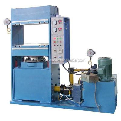 Cina 56000 Pressa di vulcanizzazione per gomma di silicio con servizio di manutenzione e riparazione sul campo in vendita