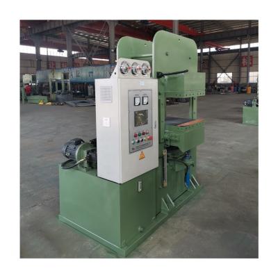 Cina Macchina vulcanizzatrice di stampi di gomma a stampa idraulica per la stampatura di maniglia di gomma automatica in vendita