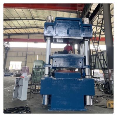 Cina Sistema di controllo touch screen PLC Pressa di vulcanizzazione piatta per la fabbricazione di lastre di gomma in vendita