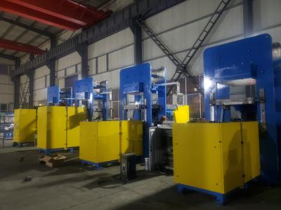 Cina Macchina di vulcanizzazione della gomma XLB-D Y 600*600 con pressa a caldo a potenza del motore principale di 7,5 kW in vendita