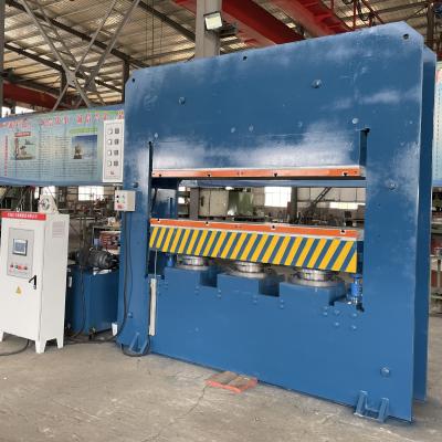 Cina Materassi di gomma buca Vulcanizzatore Aumentare l'efficienza della produzione in vendita