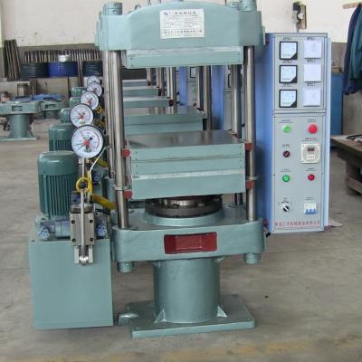 Cina 1.5 kW Potenza gomma sfera rimbalzante vulcanizzante macchina di stampa per la produzione di pneumatici in vendita