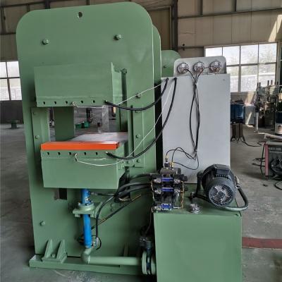 Cina Lunga durata di vita della cintura di arresto dell'acqua Vulcanizing Press per Scarpe di gomma Machine Making in vendita