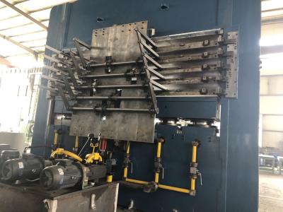 Cina Pneumatici per autoveicoli vulcanizzatori con funzione di vulcanizzazione 220V 380V 450V in vendita