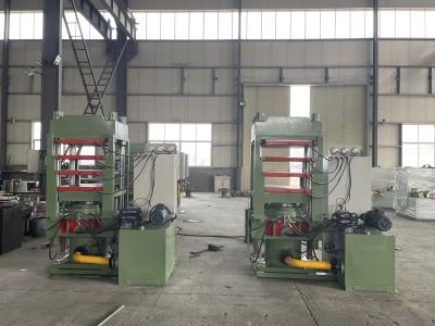 Cina 2700*2170*1770mm Parti di gomma Vulcanizzatrice per tecnologia avanzata in vendita