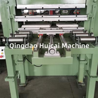 Cina Potenza nominale di stampaggio 4.00-5.00MN Pressa vulcanizzatrice di gomma per la fabbricazione di prodotti in gomma in vendita