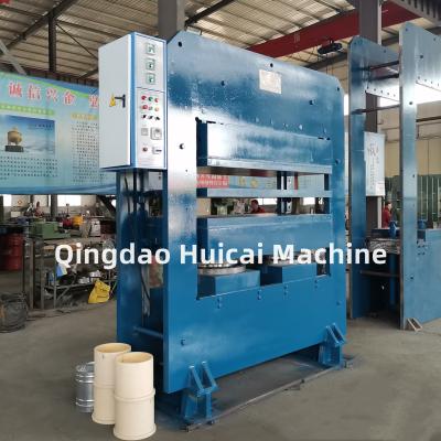 中国 3.0KW メインモーターパワーとユーザーフレンドリーなデザインのゴムマット製造機械 販売のため