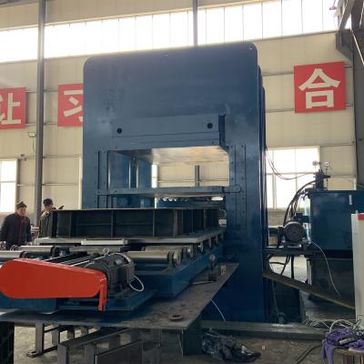 中国 400mmピストンストローク製品のためのカスタマイズされたホットプレスのためのプレート vulkanisingプレスマシン 販売のため