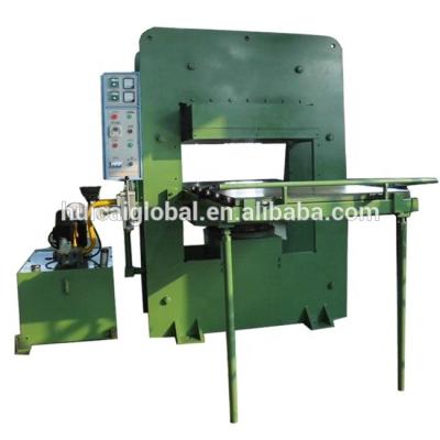 Cina Aumento della produttività La macchina per la fabbricazione di pantofole di gomma con funzione automatica in vendita