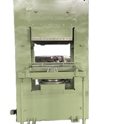 China Máquina de fabricação de botas de borracha de neoprene com vulcanizador de controle PLC em cor azul/verde à venda