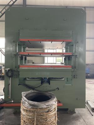 China Neopreen rubber boot maken machine met PLC Control Vulcanizer in blauw/groen kleur Te koop
