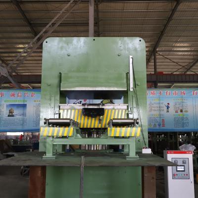 Cina Macchina di vulcanizzazione della gomma a lunga durata di vita con tensione 380v/220v in vendita