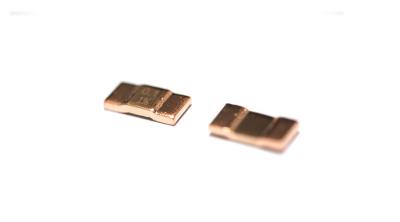 China 5930 0.0007 Ohm 7W 1% ESR59F7W0M70M02G Metal Shunt Chip Resistor for High-Precision Current Sensing for sale