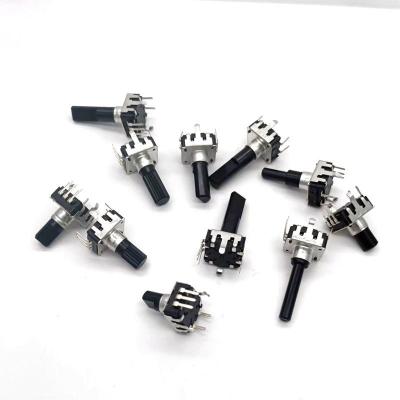 Cina Bottone rotatorio di plastica 12mm del codificatore EC12 per i piccoli Electrics domestici in vendita