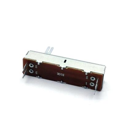 Cina potenziometro dello scorrevole di Pin 100k del Fader 4 del cursore del miscelatore di 30mm per il sintetizzatore della scheda audio in vendita