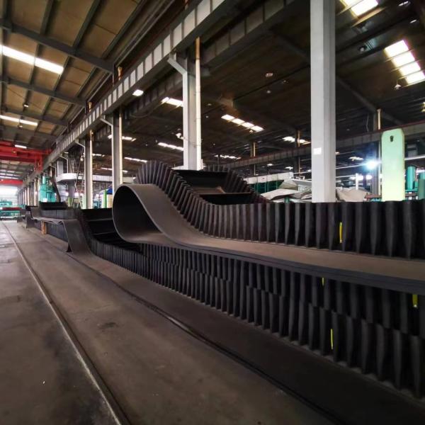 Quality Heavy Duty Corrugated Sidewall Steel Cord Conveyor Belt for sale