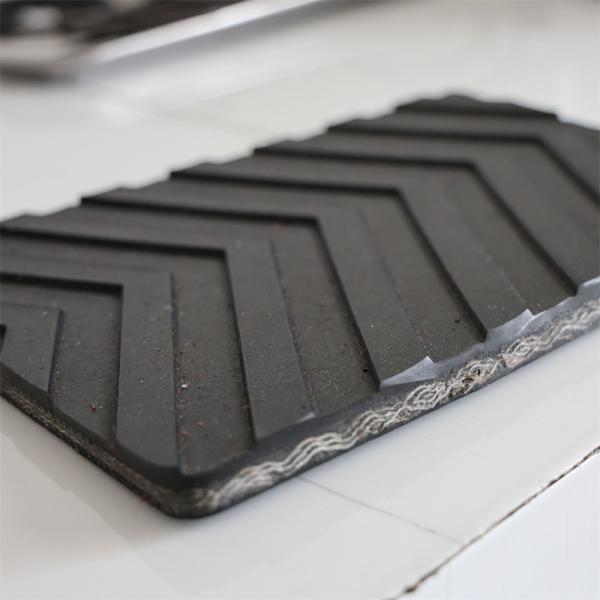 Quality Highly Durable PVG Solid Woven Conveyor Belt for sale