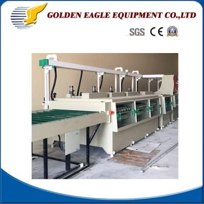 Cina Macchine di incisione in acciaio inossidabile da 1300 mm per piastre decorative in alluminio in vendita
