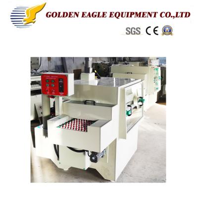 Cina Macchina per incisione di piccole dimensioni con funzione di lavaggio S400 Controllo PLC Materiale di piastra PP in vendita