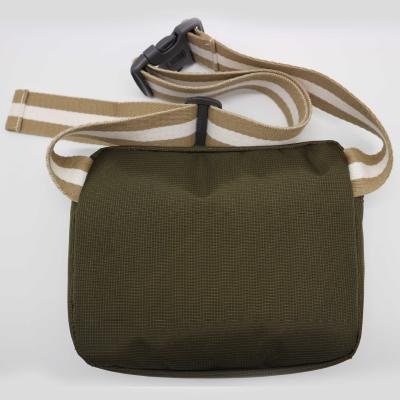Cina Fanny Pack Logo personalizzato stampato Uomini Donne Viaggi Borsa da vita in nylon Borsa cintura croce in vendita