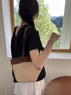 China Vegetable Basket Straw Bag Open Closure French Retro Style Perfect for Beach Vacation for sale